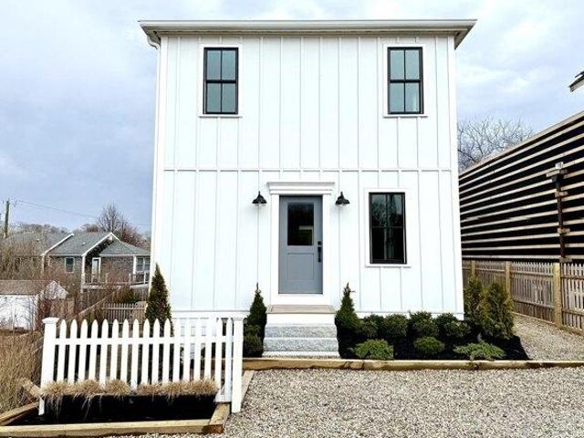 2 bedroom, Provincetown MA 02657 103038023