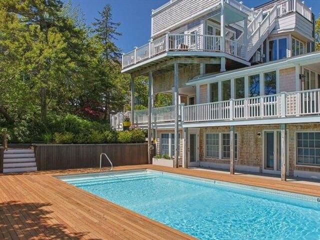 2 bedroom, Provincetown MA 02657 103807253