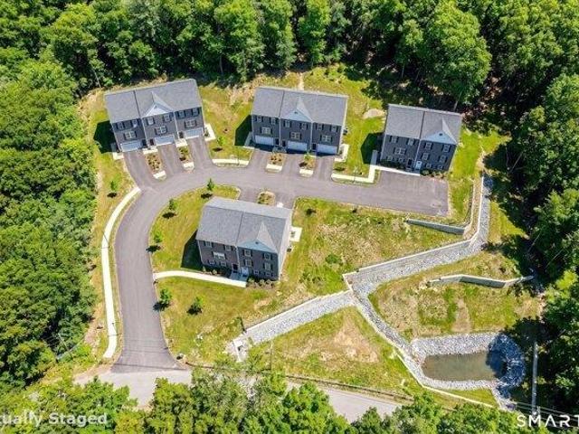 2 bedroom, Putnam CT 06260 103624810