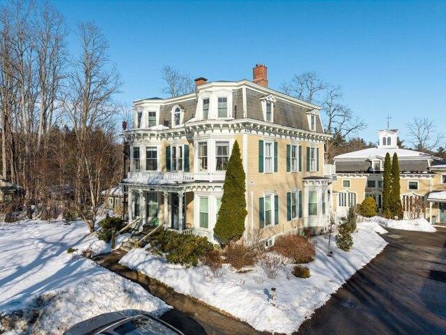 2 bedroom, Putney VT 05346 102215133