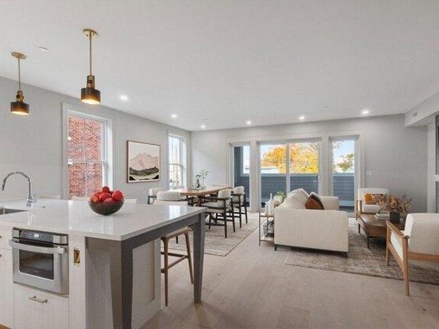 2 bedroom, Quincy MA 02169 102215381