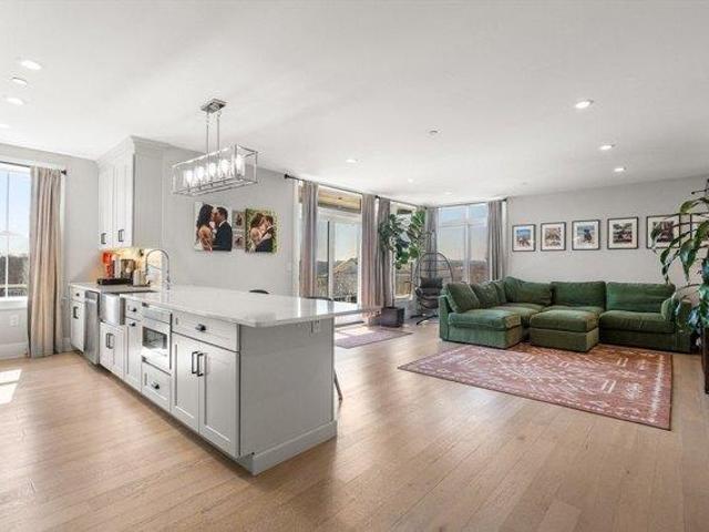 2 bedroom, Quincy MA 02169 102345482