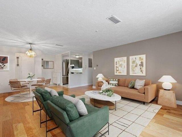 2 bedroom, Quincy MA 02169 102371636