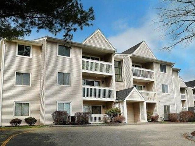 2 bedroom, Quincy MA 02169 102594765