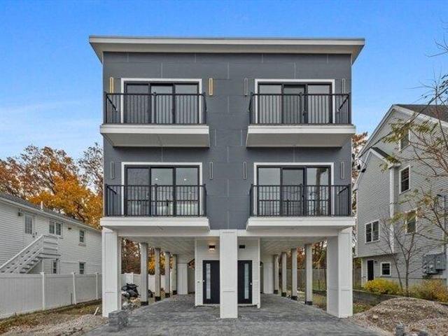 2 bedroom, Quincy MA 02169 103128440