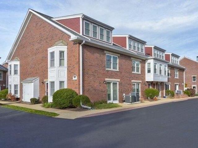2 bedroom, Quincy MA 02171 102284560