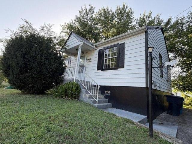 2 bedroom, Roanoke VA 24013 104908461