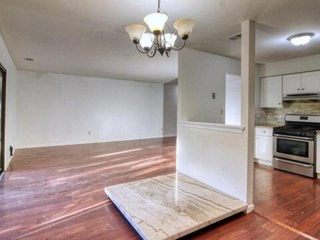 2 bedroom, Robbinsville NJ 08691 102562006