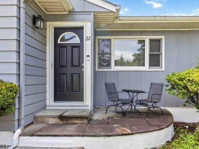 2 bedroom, Rockaway NJ 07801 105175476