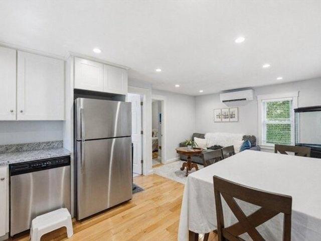 2 bedroom, Rockland MA 02370 105080271
