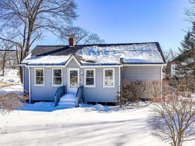 2 bedroom, Rockland ME 04841 102445723