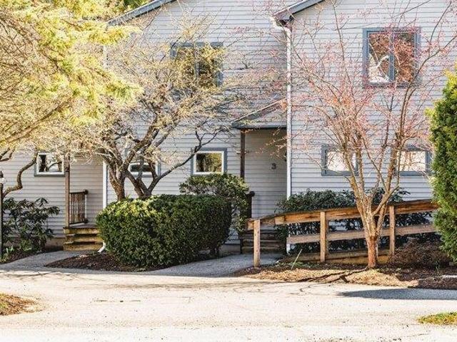 2 bedroom, Rockland ME 04841 LS102777011
