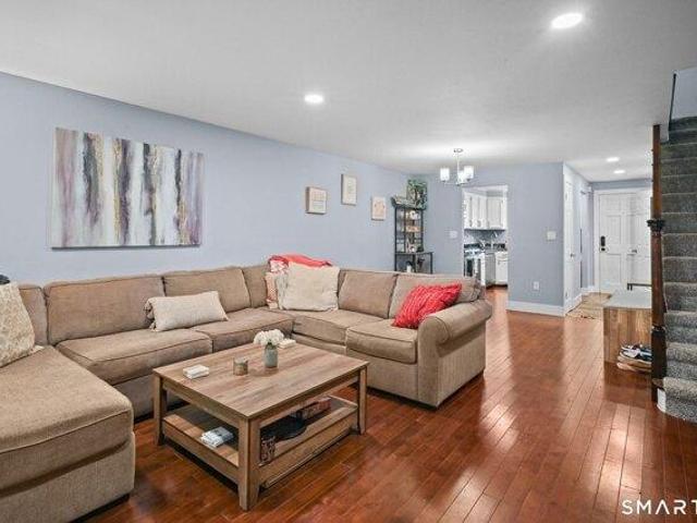 2 bedroom, Rocky Hill CT 06067 105141723
