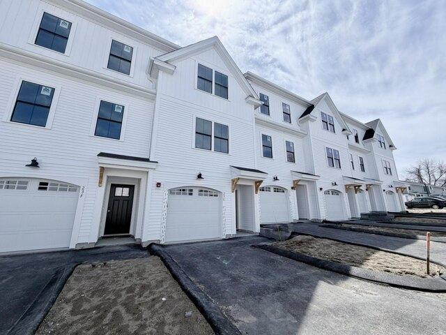 2 bedroom, Rochester NH 03839 104266401