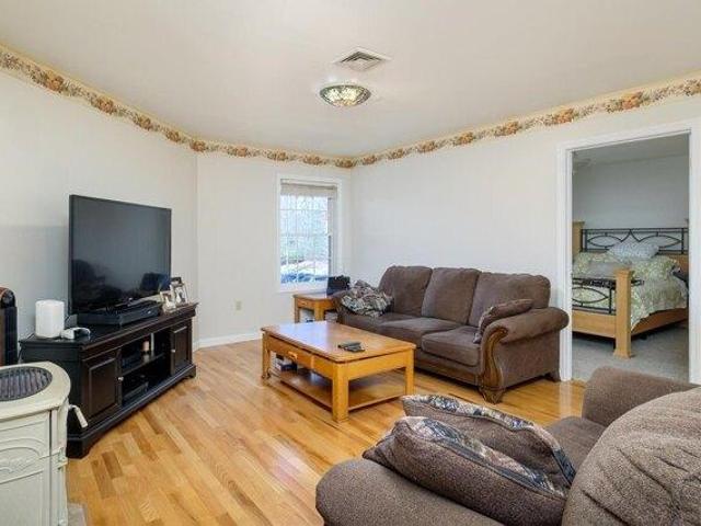 2 bedroom, Rochester NH 03867 101705856