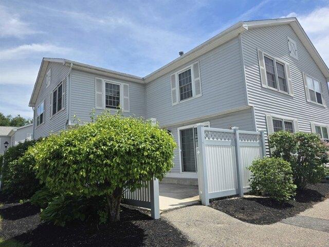 2 bedroom, Rochester NH 03867 102823428