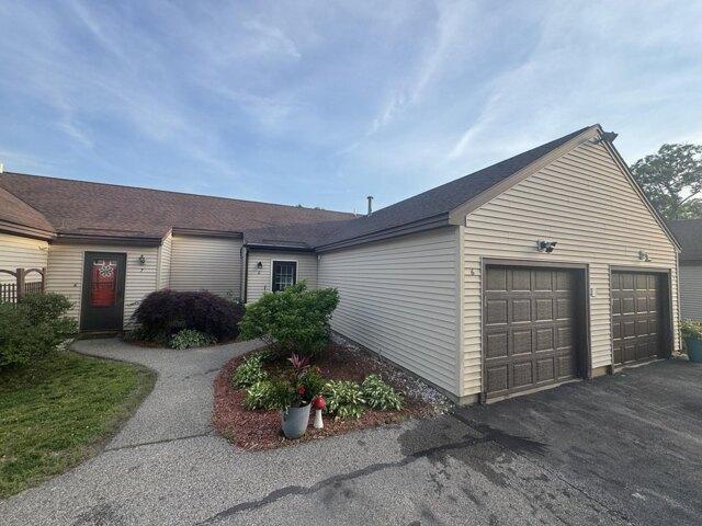 2 bedroom, Rochester NH 03867 105172111