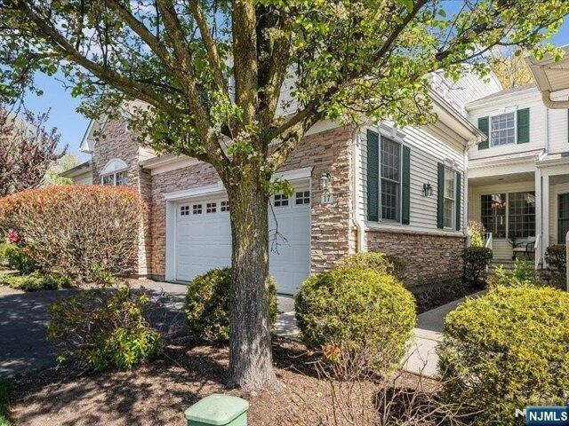 2 bedroom, Roseland NJ 07068 LS101705518