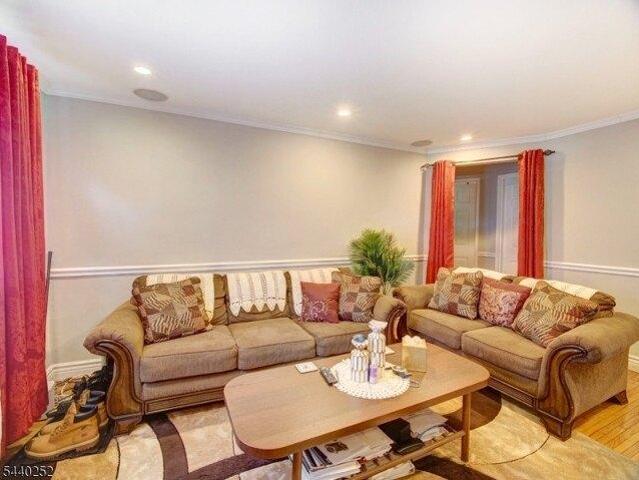 2 bedroom, Roselle NJ 07203 104834988