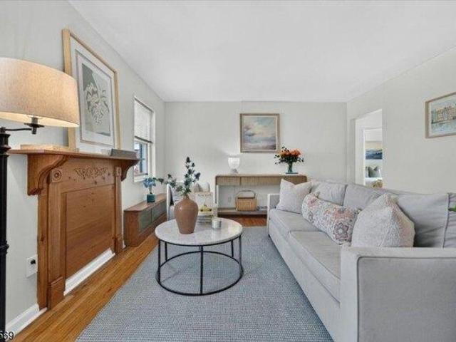 2 bedroom, Roselle Park NJ 07204 104717219