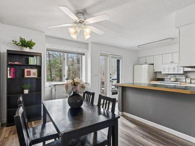 2 bedroom, Raymond NH 03077 101899285