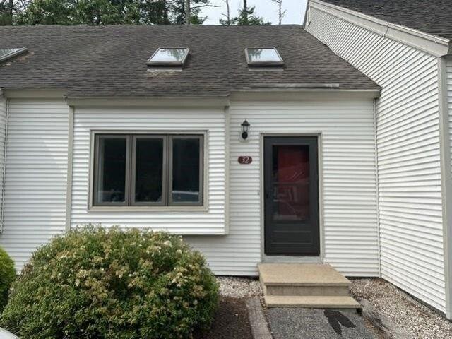 2 bedroom, Raymond NH 03077 104761797
