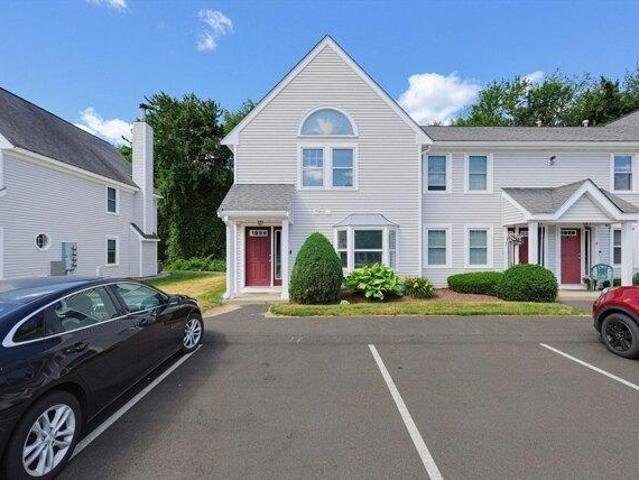 2 bedroom, Raynham MA 02767 104541812