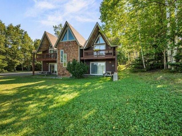 2 bedroom, Rangeley ME 04970 105144343