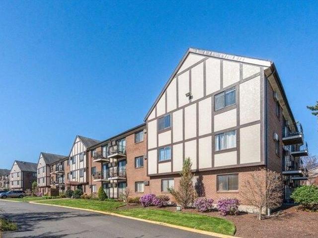 2 bedroom, Randolph MA 02368 102120744