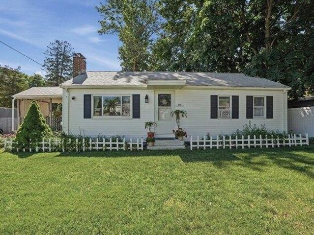 2 bedroom, Randolph MA 02368 103440140
