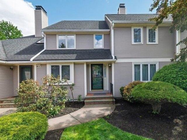 2 bedroom, Randolph MA 02368 LS103097364