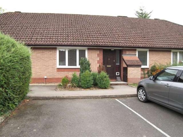 2 Bedroom Retirement Property