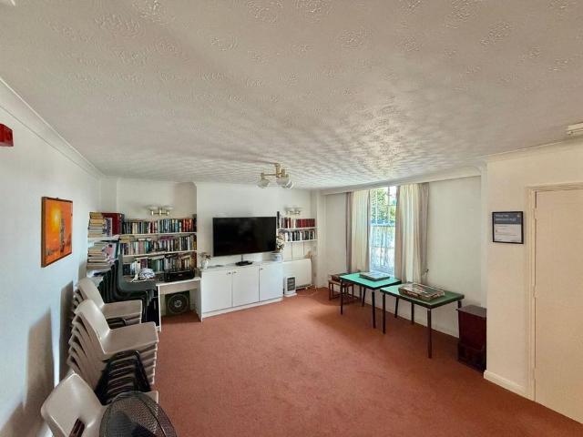 2 bedroom retirement property to rent
