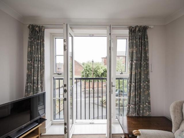 2 bedroom retirement property to rent