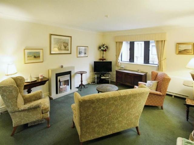 2 bedroom retirement property to rent