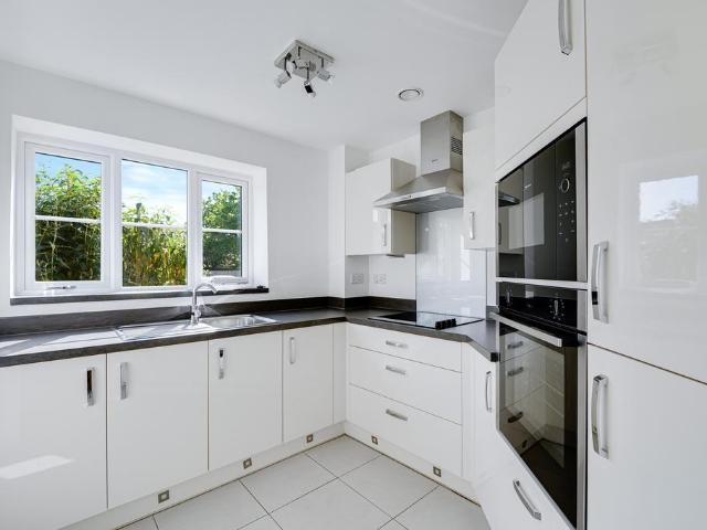 2 bedroom retirement property to rent