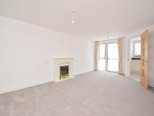 2 bedroom retirement property to rent