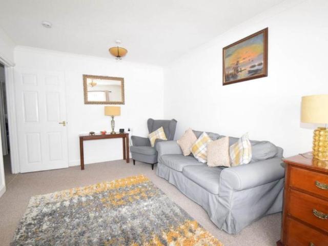 2 bedroom retirement property to rent