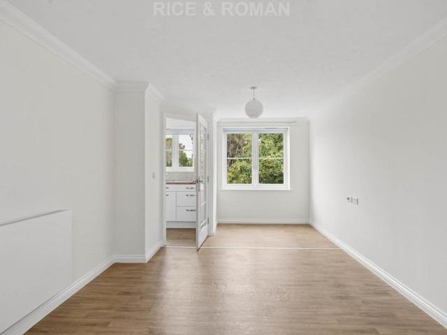 2 bedroom retirement property to rent