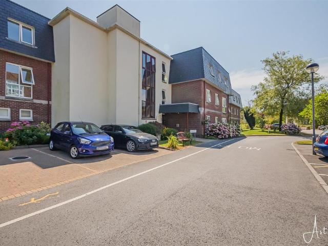 2 bedroom retirement property for sale