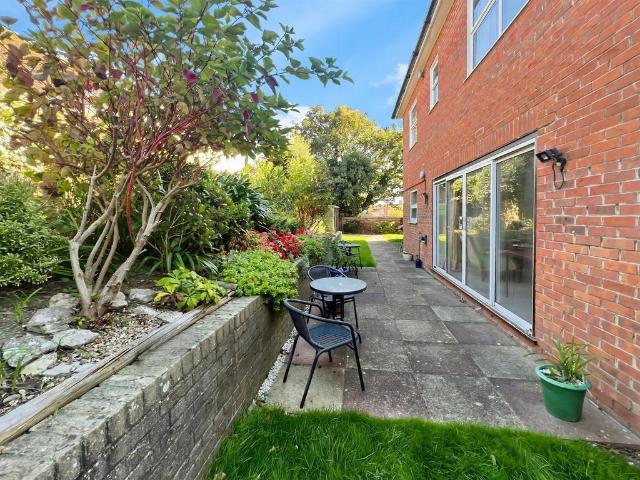 2 bedroom retirement property for sale