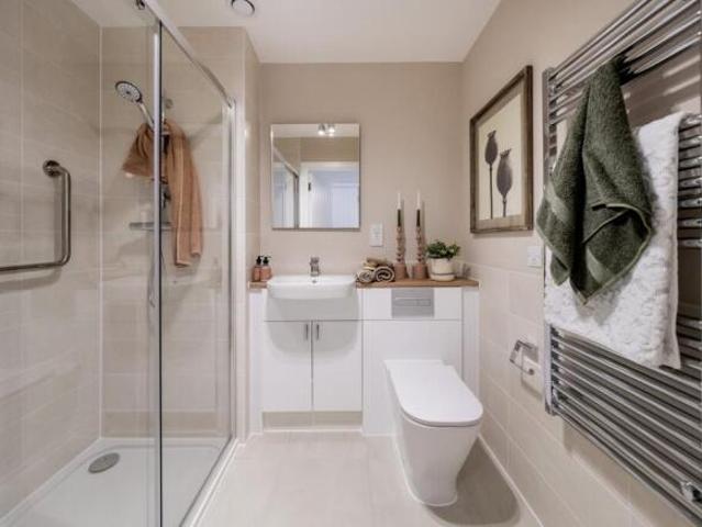 2 bedroom retirement property for sale in 6 12 Woodcote Valley Road, Purley, Surrey, CR8 3EQ, CR8