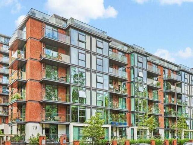 2 Bedroom Retirement Property For Sale In 73 Albert Bridge Road
