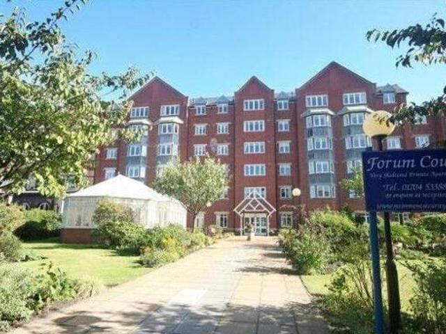 2 Bedroom Retirement Property For Sale In 80 Lord Street, Southport