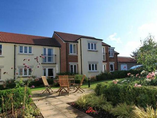 2 Bedroom Retirement Property For Sale In Thornbury, South Gloucestershire