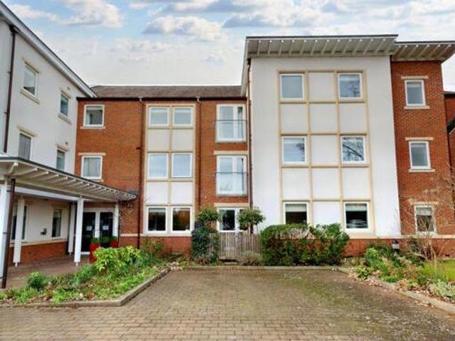 2 Bedroom Retirement Property For Sale In Tiddington, Stratford upon avon