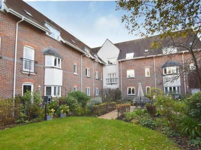 2 Bedroom Retirement Property For Sale In Walton on thames