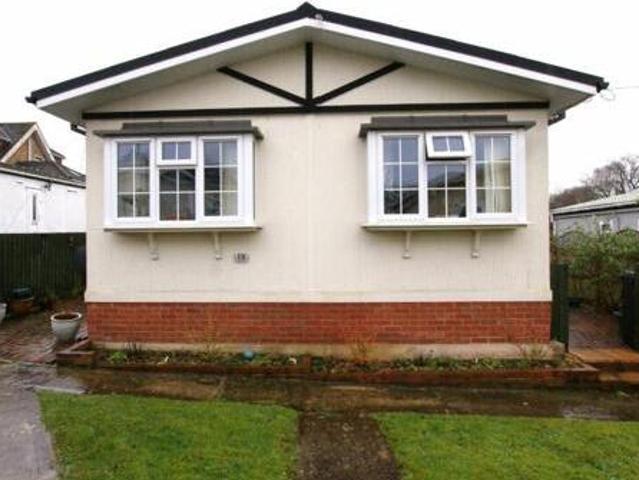 2 Bedroom Retirement Property For Sale In Wimborne, Dorset