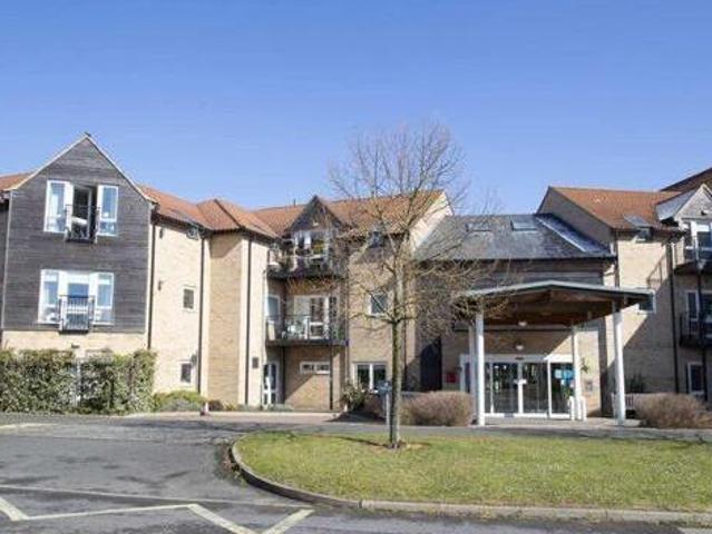 2 Bedroom Retirement Property For Sale In Airfield Road