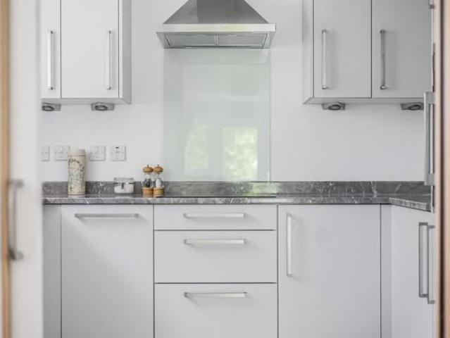 2 bedroom retirement property for sale in Beechwood Grove, Albert Road, Caversham Heights, RG4